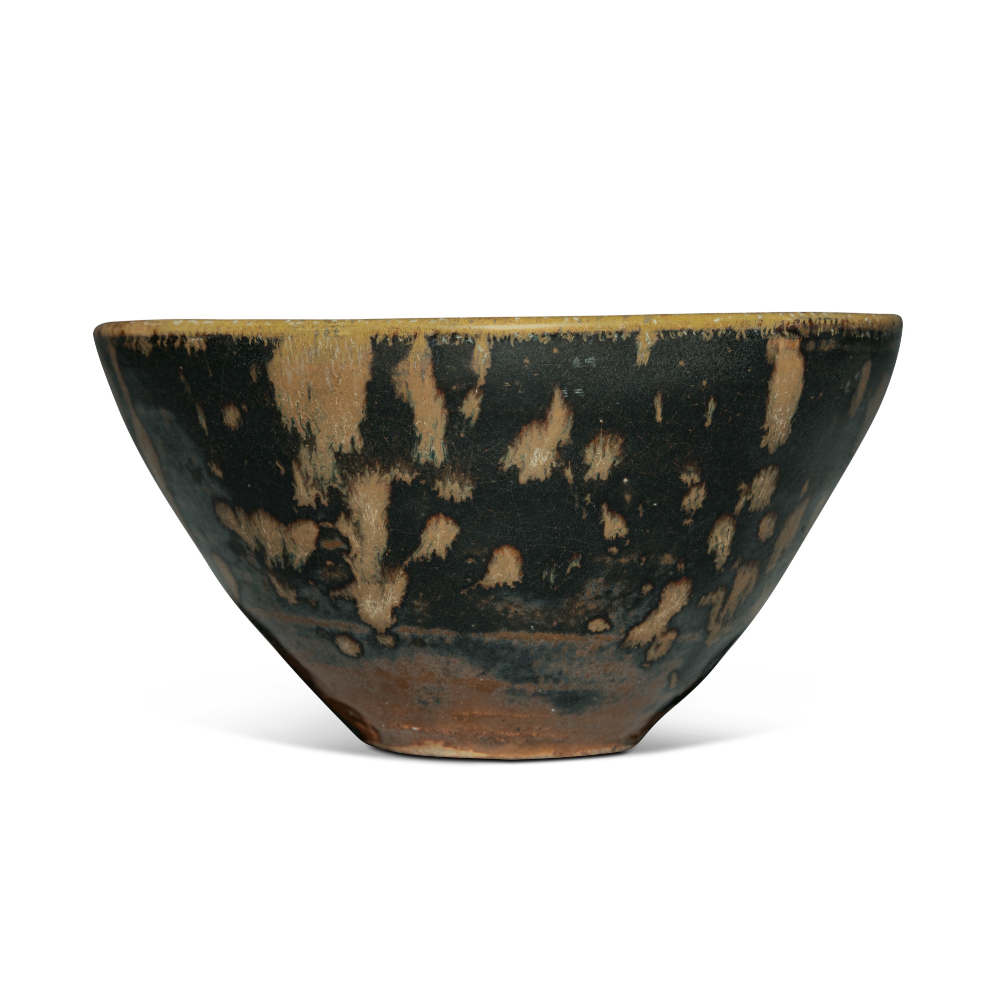 A 'Jizhou' 'papercut' bowl, Southern Song dynasty | 南宋 吉州窰剪紙貼花盌 ...