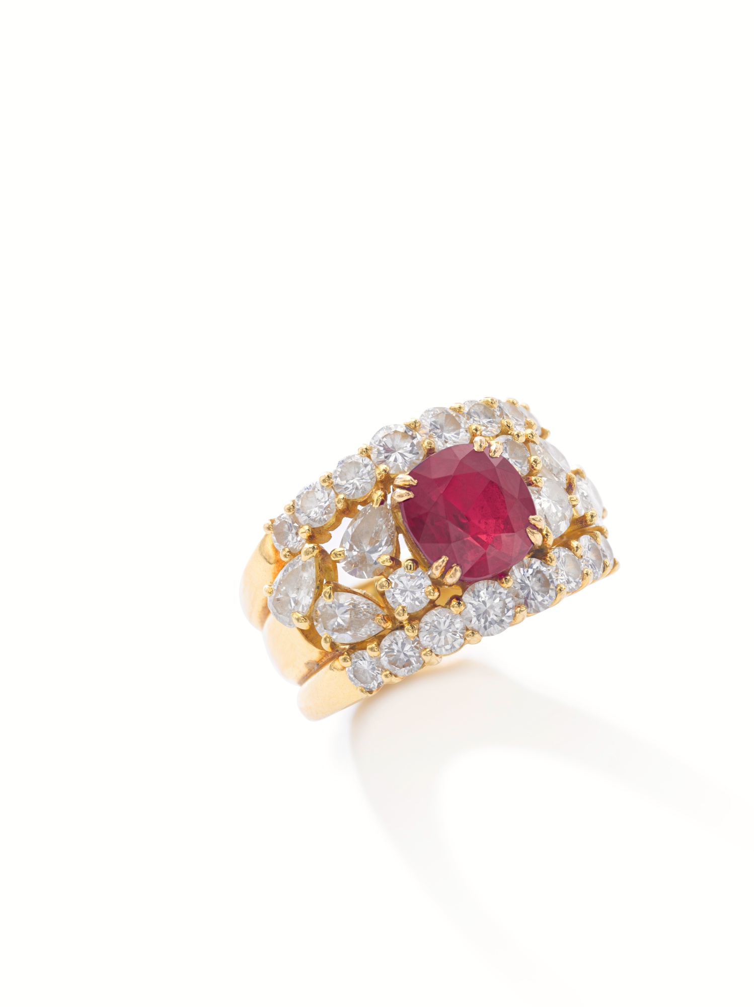 Ruby and diamond ring | Magnificent Jewels and Noble Jewels | 2023 ...