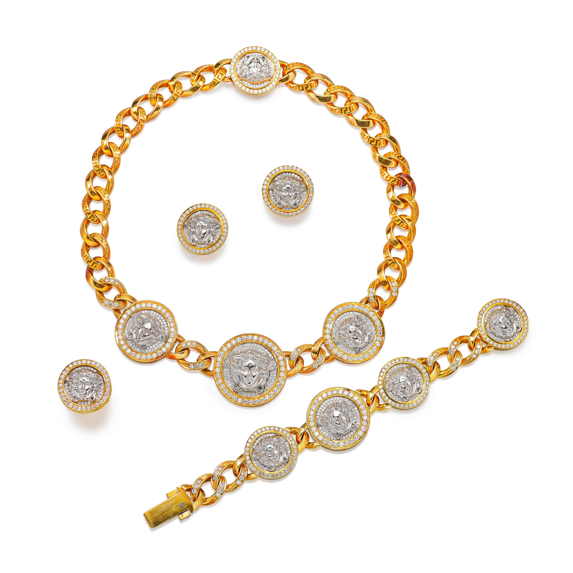 Diamond Parure | Versace | 鑽石 項鏈, 手鏈, 戒指 及 耳環套裝 | Fine Jewels | 2023 ...