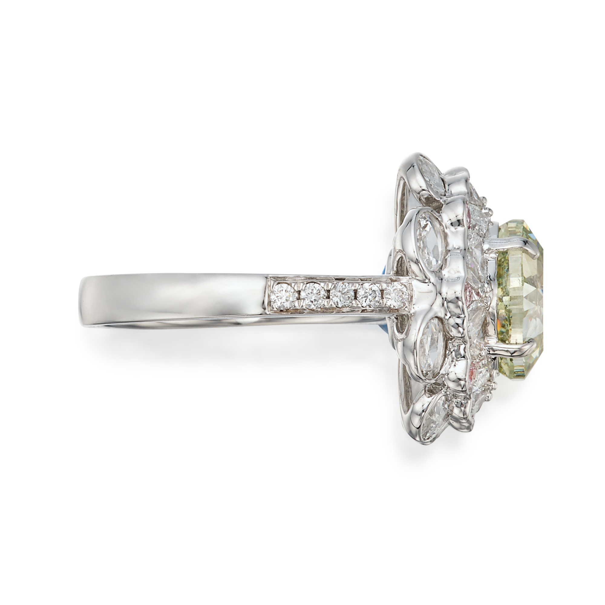 Fancy Deep Yellow-Green, Colored Diamond and Diamond Ring | 深彩黃綠色 ...