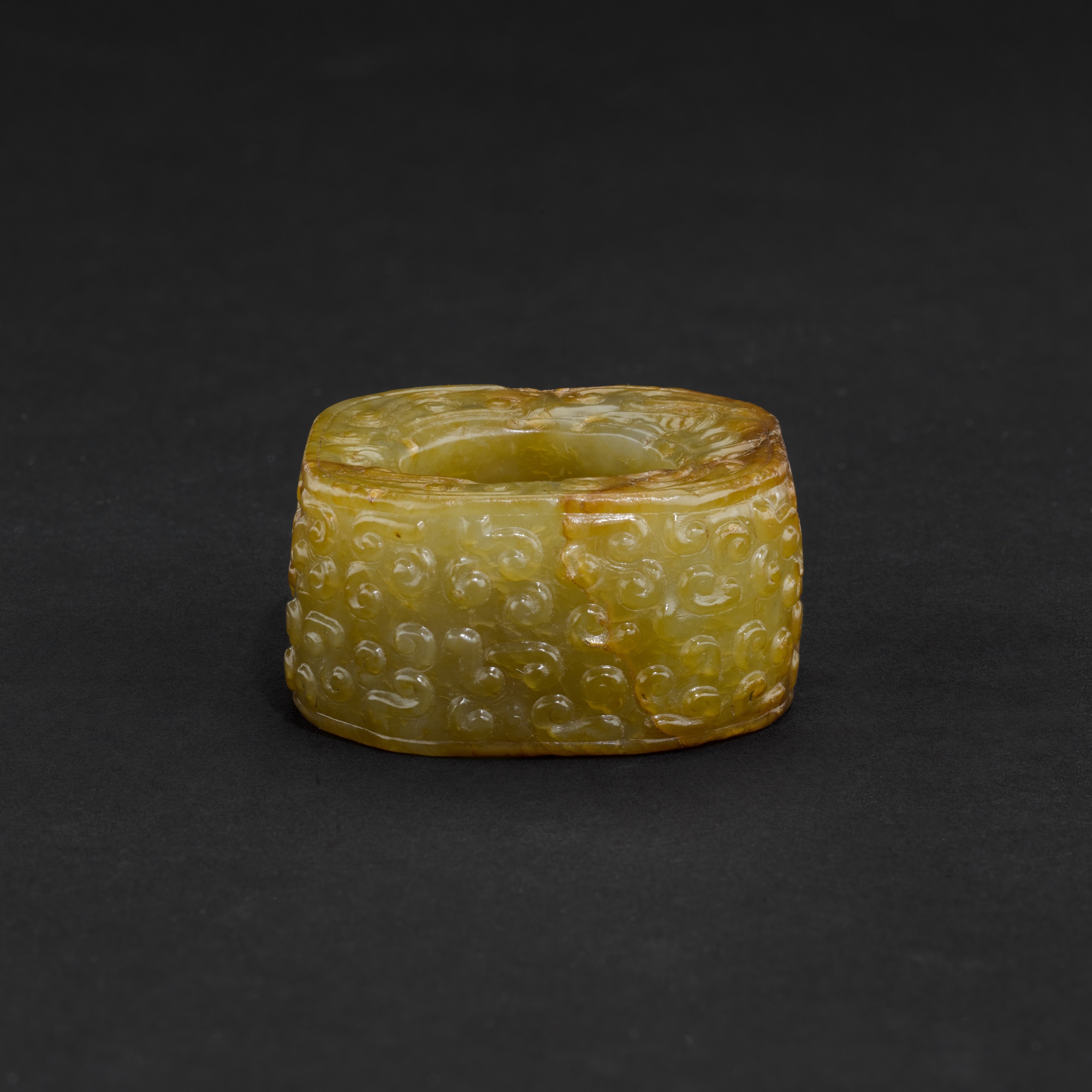 A small jade cong, Eastern Zhou-Han dynasty | 東周至漢 黃玉琮 | HOTUNG | 何東 ...