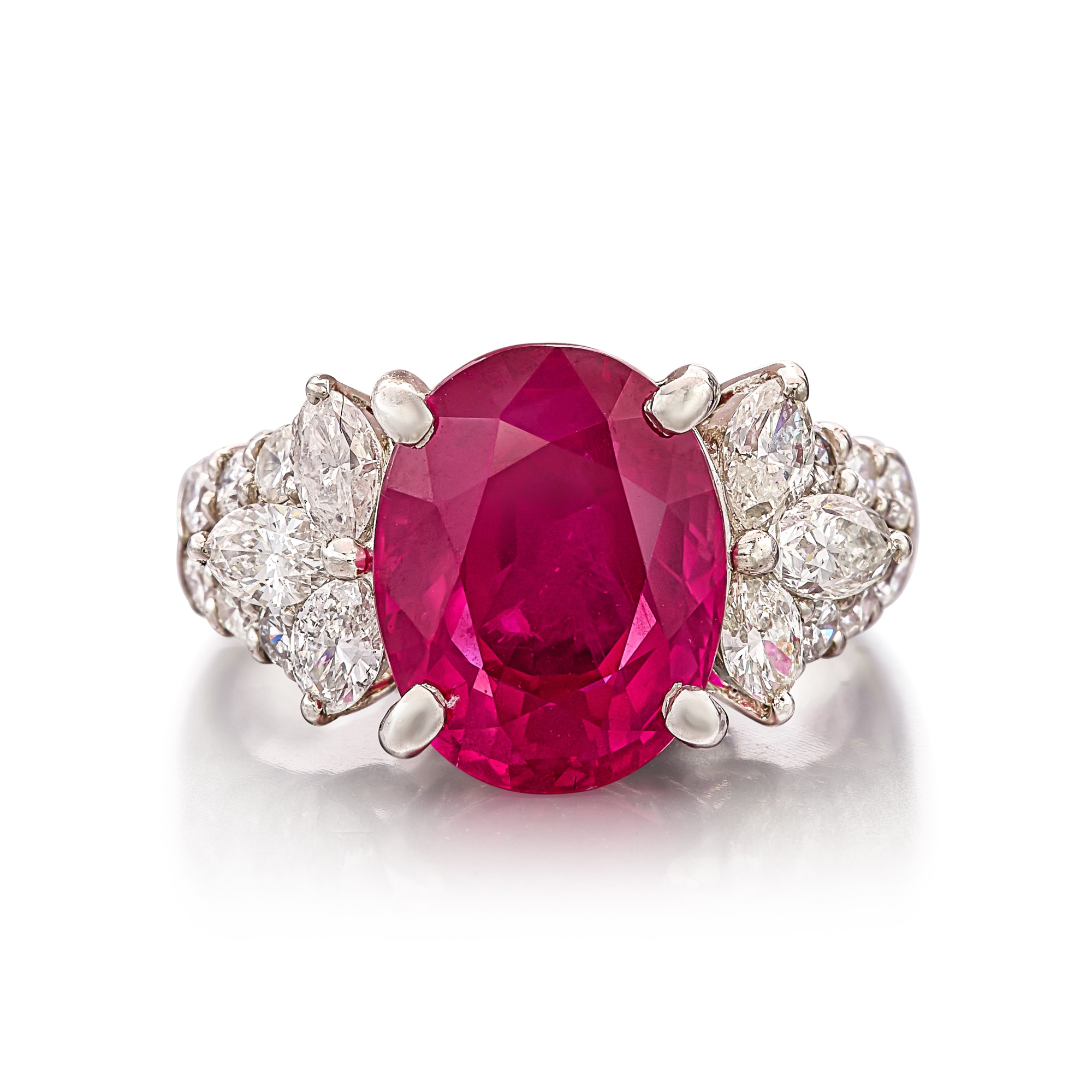 Ruby and Diamond Ring | 6.10克拉 天然「莫桑比克」未經加熱紅寶石 配 鑽石 戒指 | Important ...