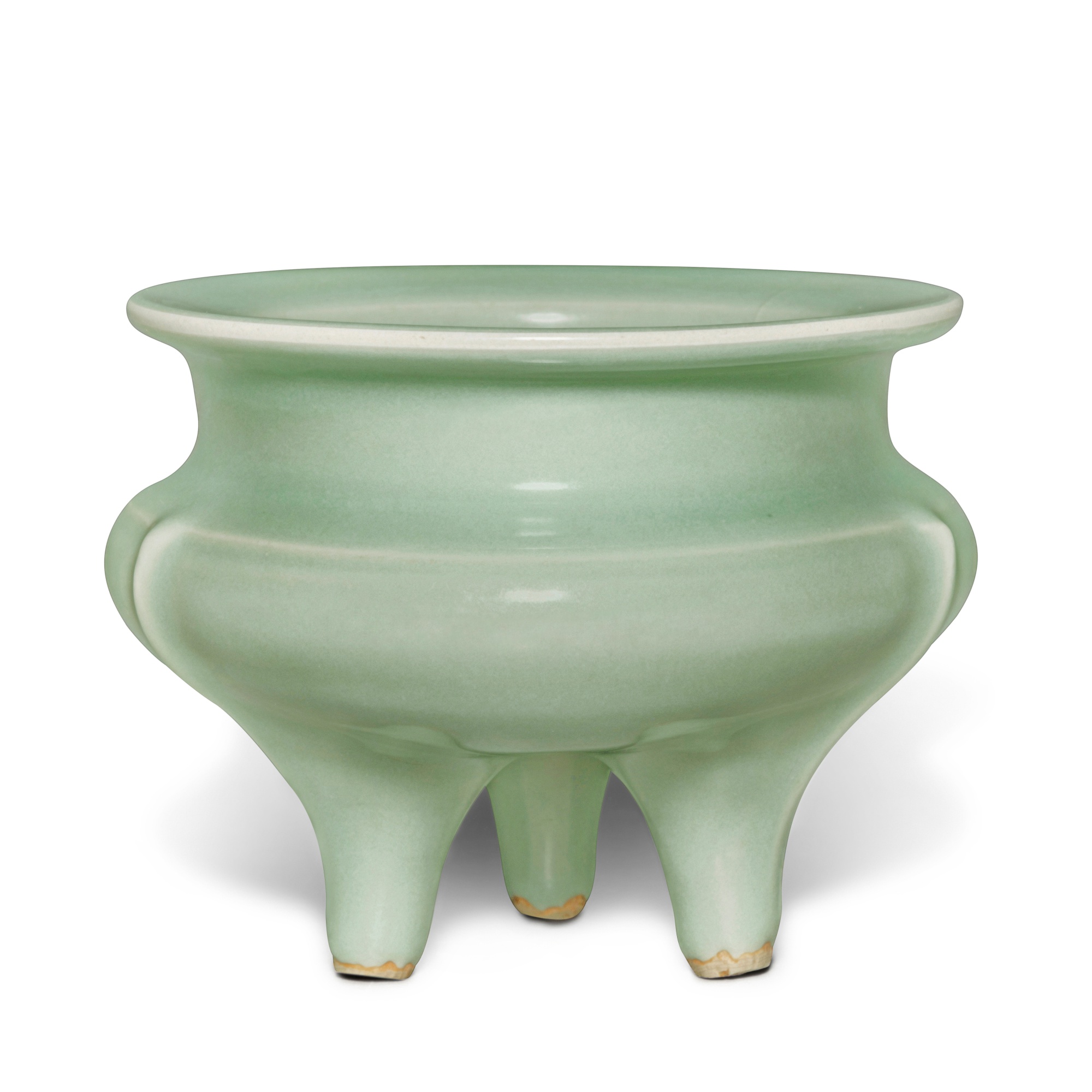 A 'Longquan' celadon-glazed tripod censer, Southern Song dynasty | 南宋 ...