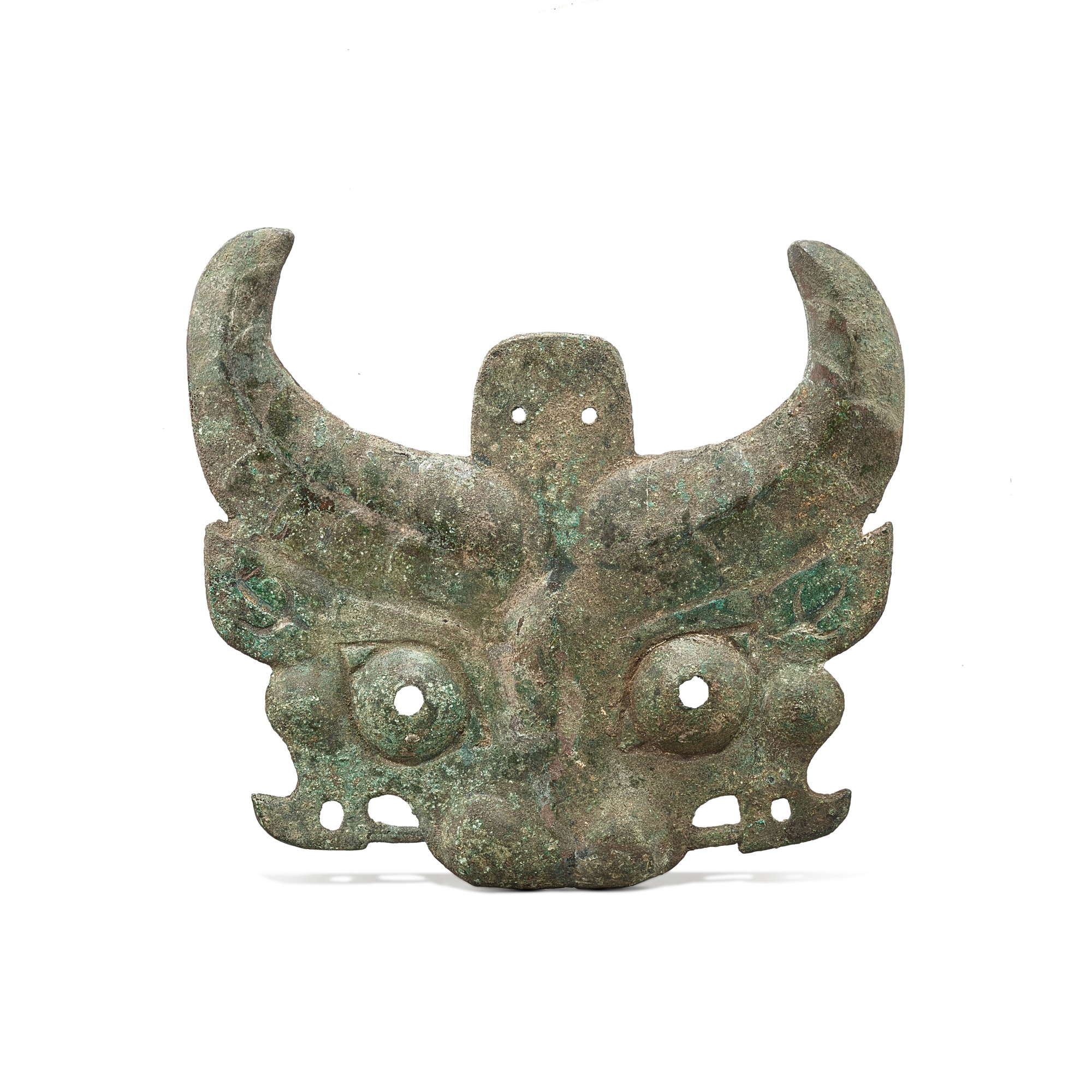 A bronze 'mythical beast' mask, Western Zhou dynasty 西周 青銅獸面紋牌飾 | CHINA ...