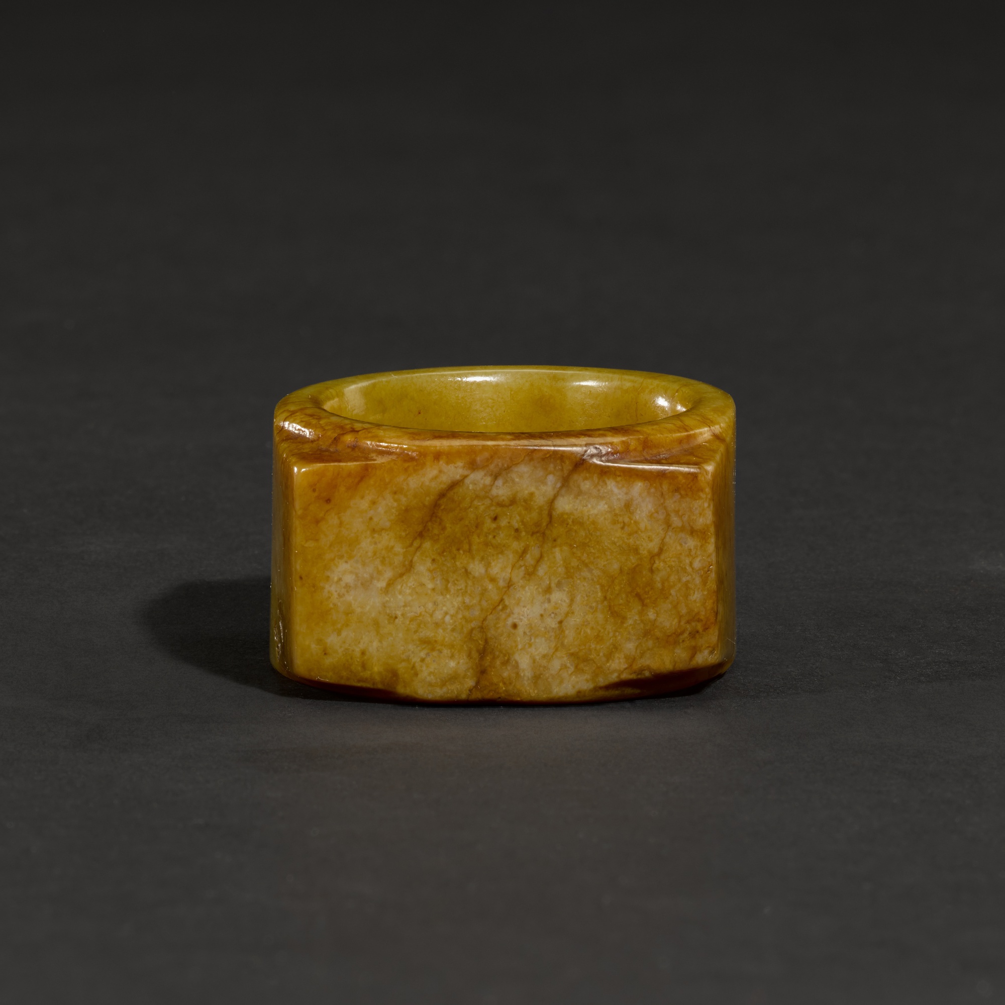 A small jade cong, Possibly Neolithic period/Shang dynasty | 或新石器時代/商 玉 ...