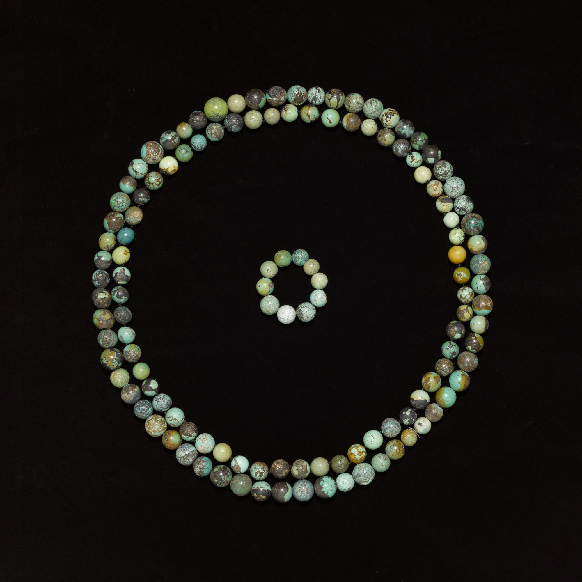 Two strings of turquoise beads, Shang/Western Zhou dynasty | 商或西周 ...