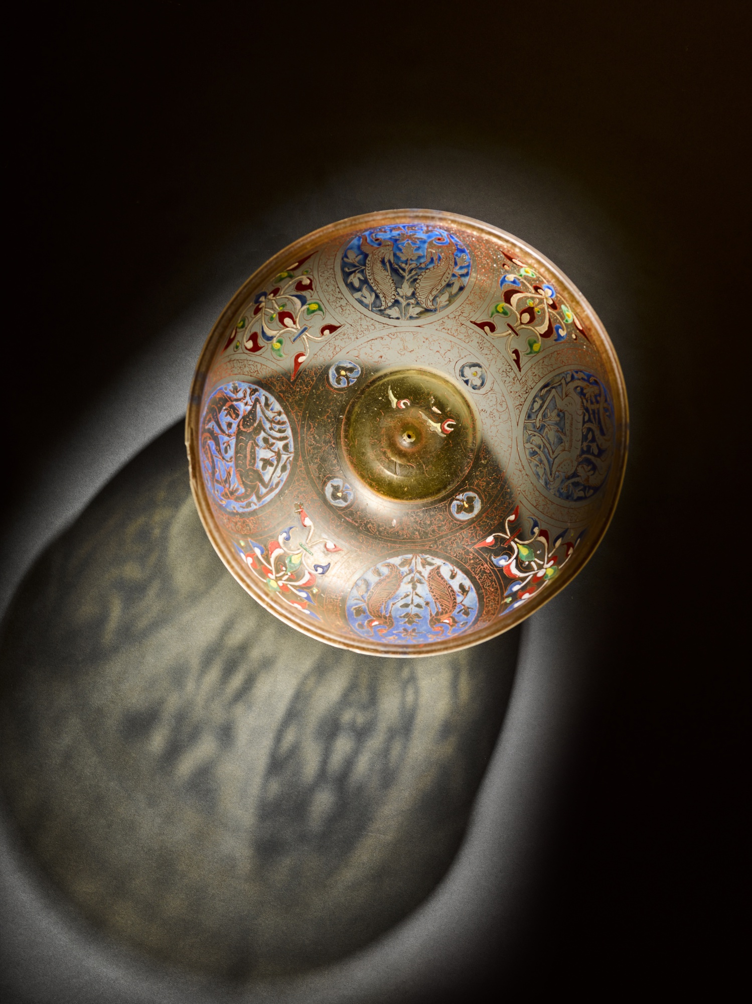 An important large Mamluk gilded and enamelled footed glass bowl, Egypt ...