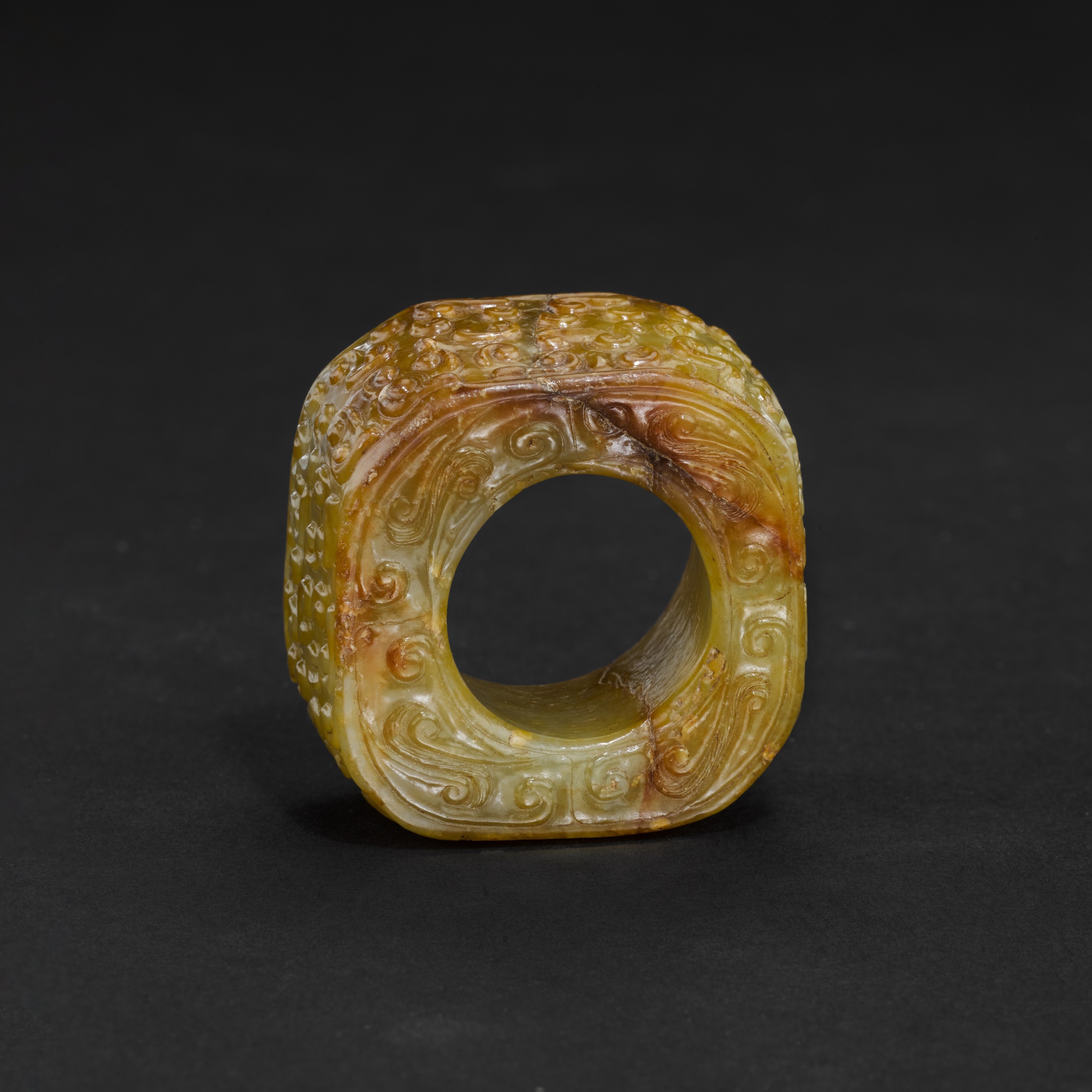 A small jade cong, Eastern Zhou-Han dynasty | 東周至漢 黃玉琮 | HOTUNG | 何東 ...