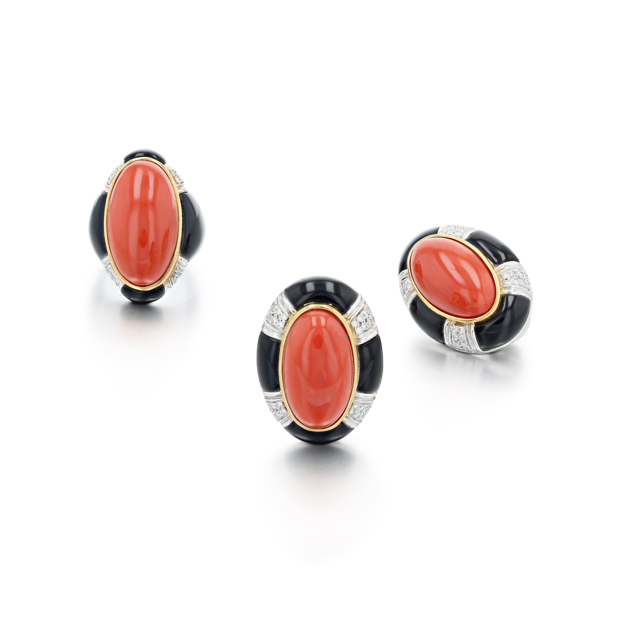 Demi-parure corail, émail et diamants | Coral, enamel and diamond demi ...