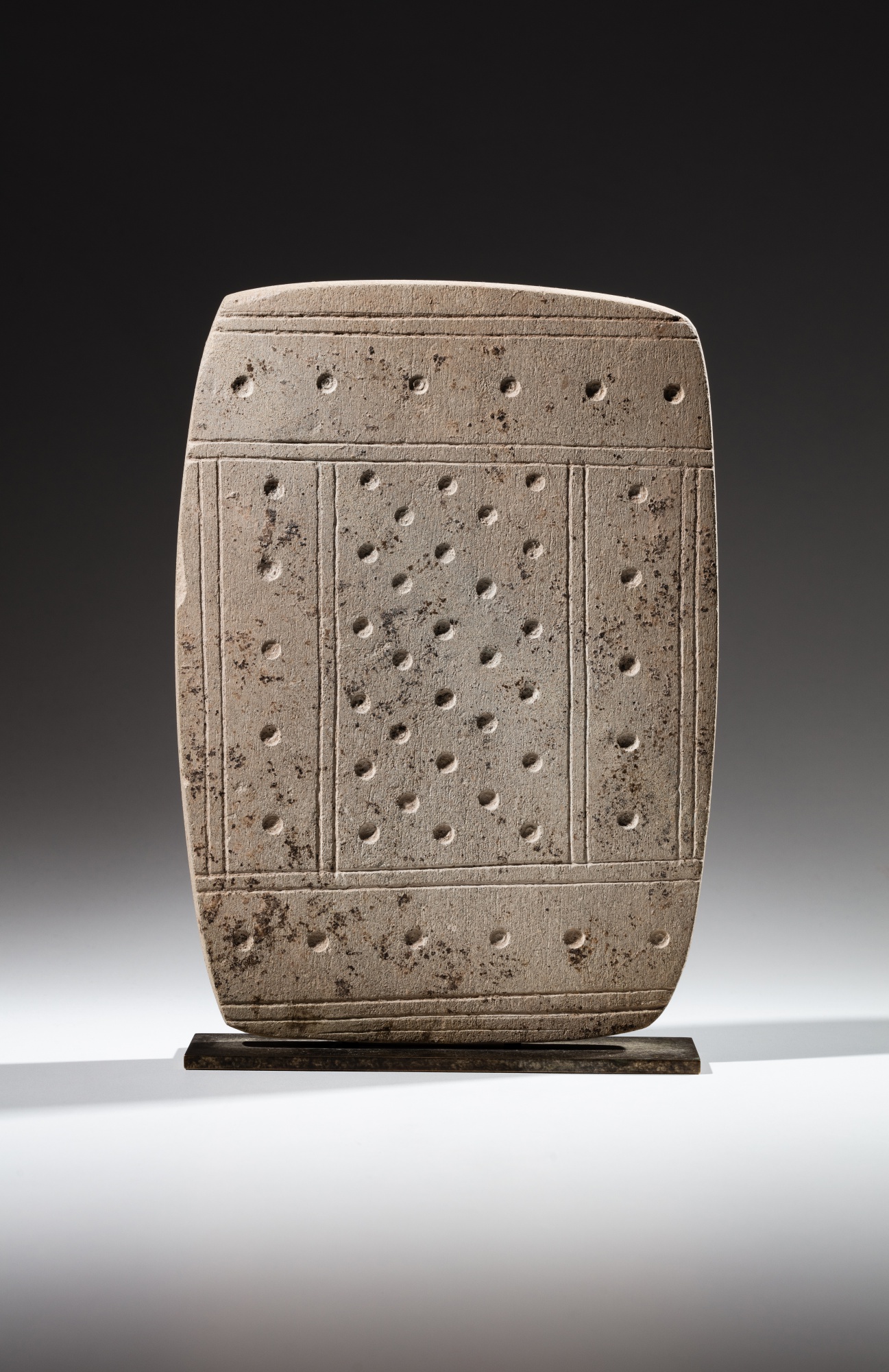 Plaque, Valdivia, Equateur, 2300-2000 AV. J.-C. | Valdivia Plaque ...