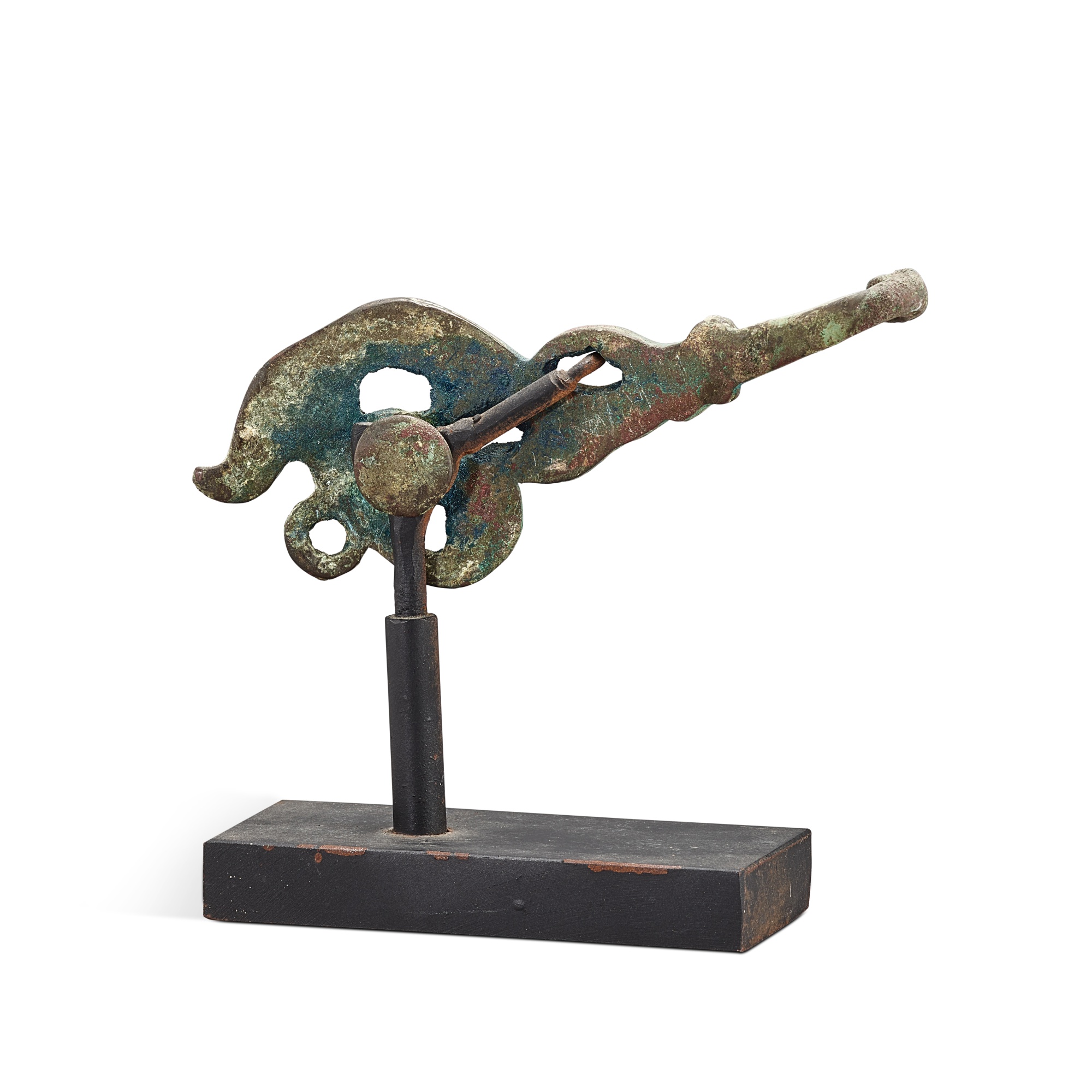 A bronze 'dragon' belt hook, Han dynasty 漢 青銅龍紋帶鉤 | CHINA / ARCHAIC ...