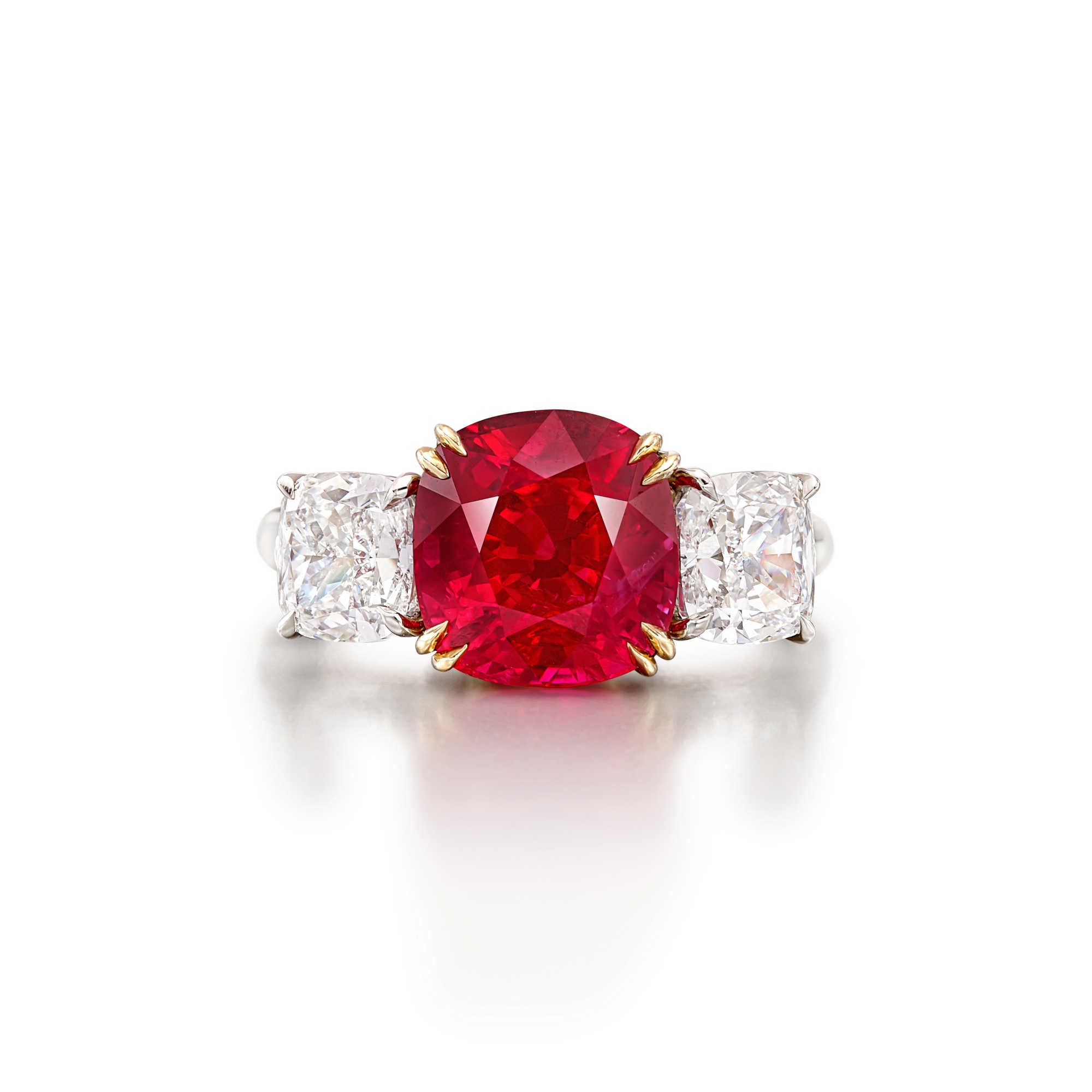 Ruby and Diamond Ring | 「莫谷驕陽」 5.05克拉 天然「緬甸鴿血紅」未經加熱紅寶石 配 鑽石 戒指 ...