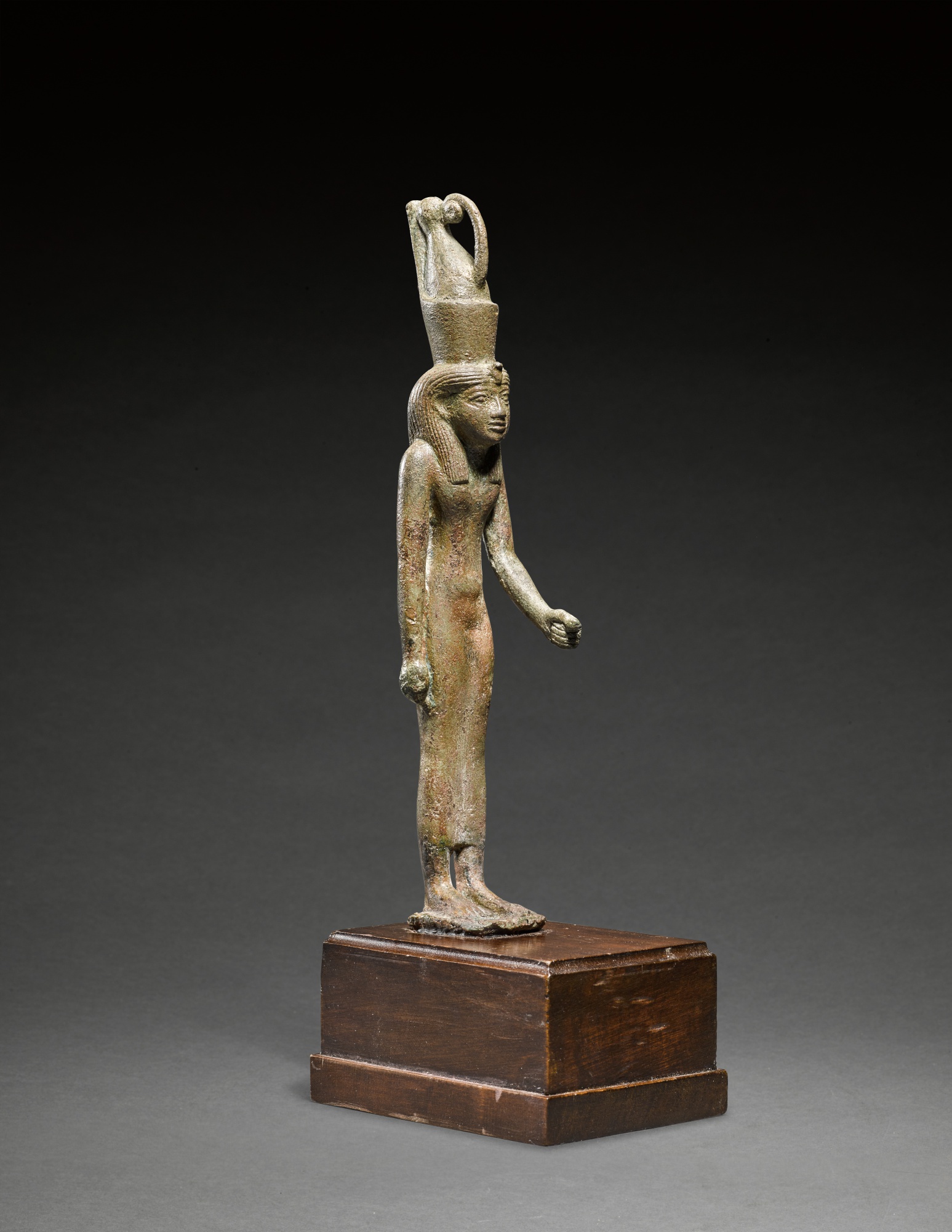 An Egyptian Bronze Figure of the Goddess Mut, 25th/early 26th Dynasty ...